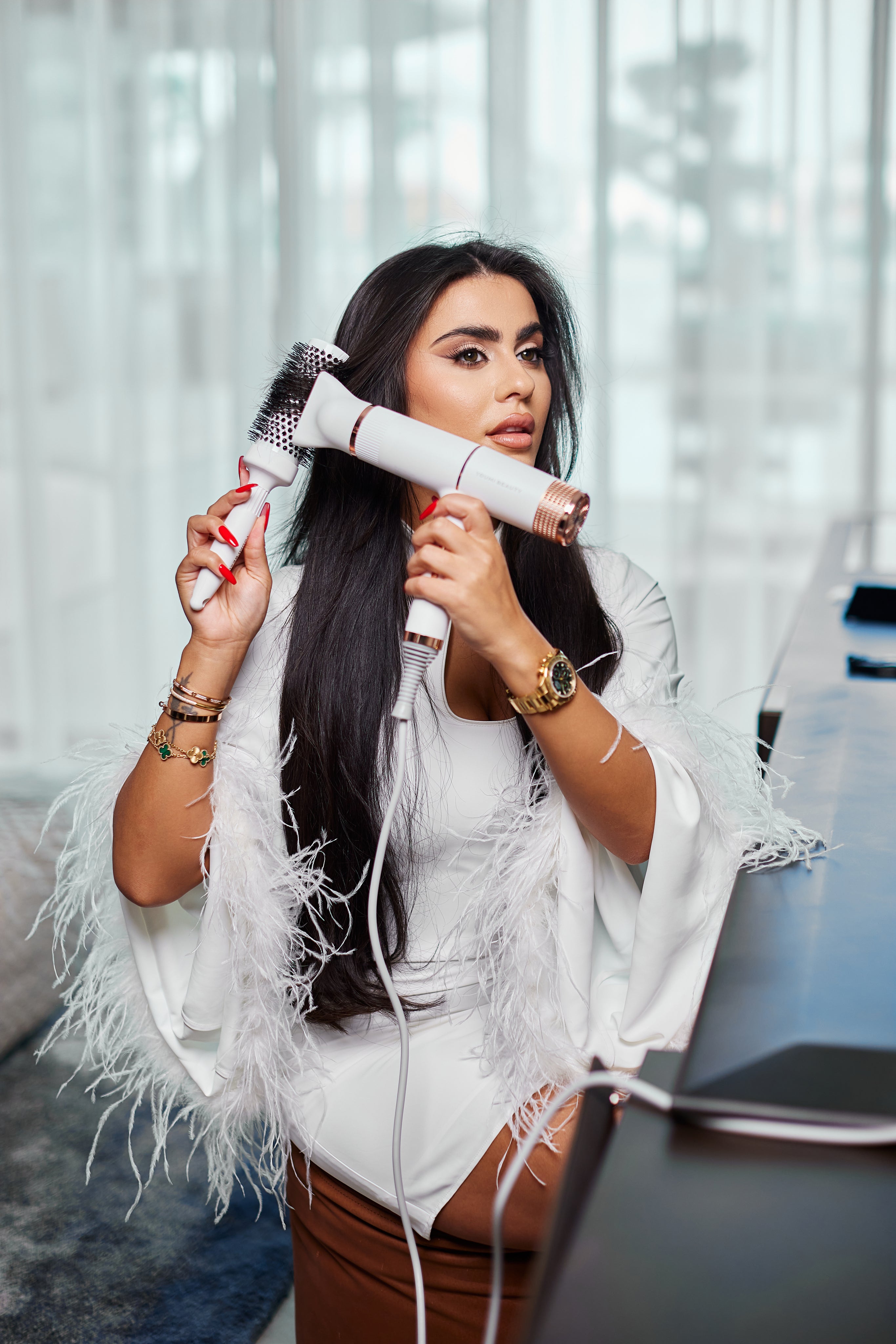 Hair style guide | How to style your hair and stay Frizz-free this sum ...